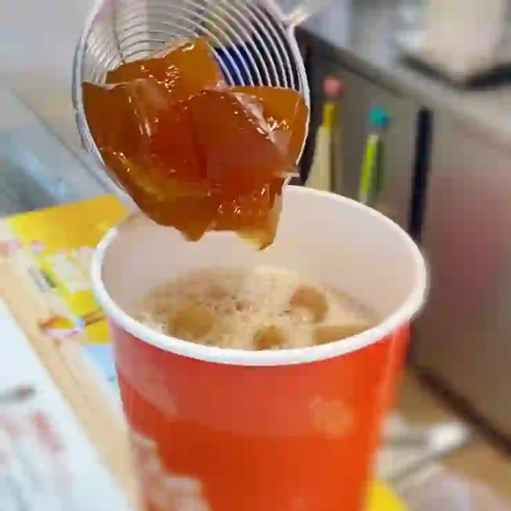 【公館美食】捷運1號出口秒到！念念泡沫紅茶店～復古氛圍＋創意飲品還吃的到雞蛋糕!